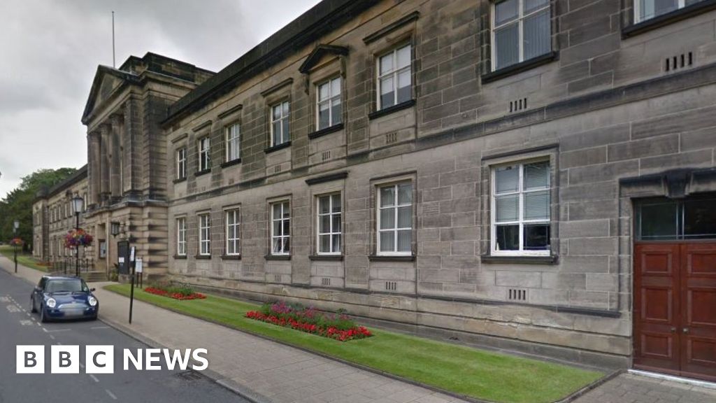 Plan to close road at former Harrogate Council HQ up for debate