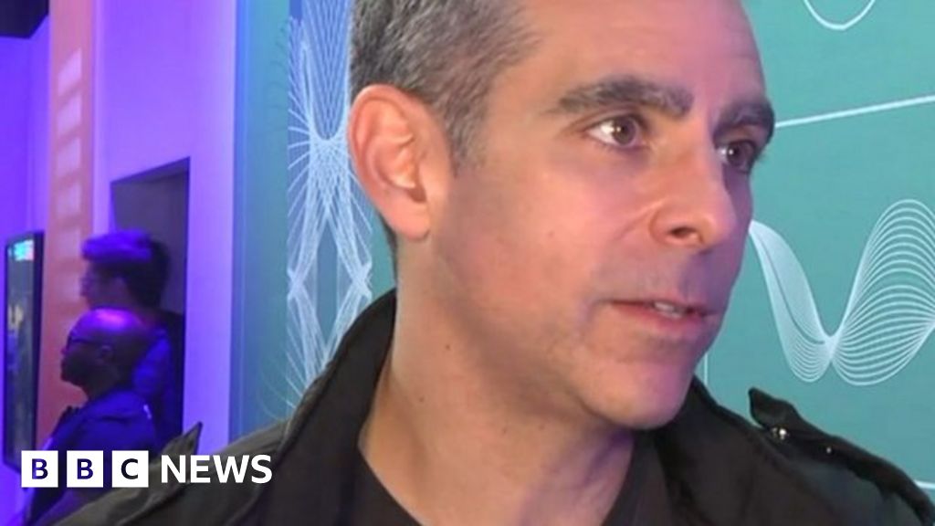 Facebook protects shopping bots against hacking threat - BBC News