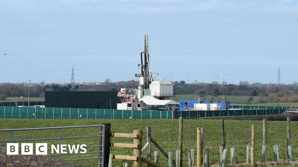Lancashire fracking: Well finished at Preston New Road site - BBC News