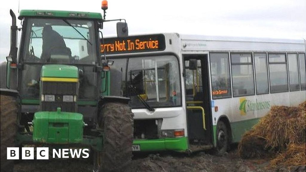'Lost' bus ends up in manure heap on Thaxted farm - BBC News