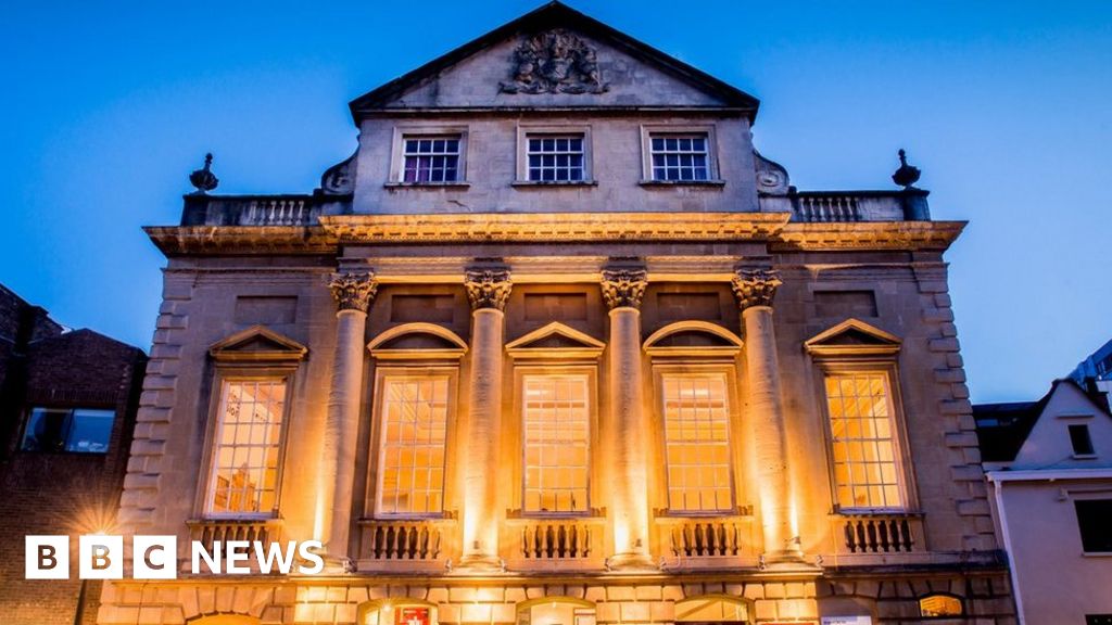 Bristol Old Vic Theatre marks 250th anniversary - BBC News