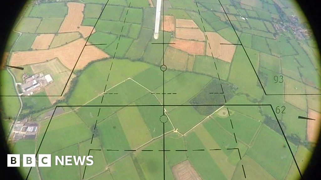 How Britain's rural routes are mapped - BBC News