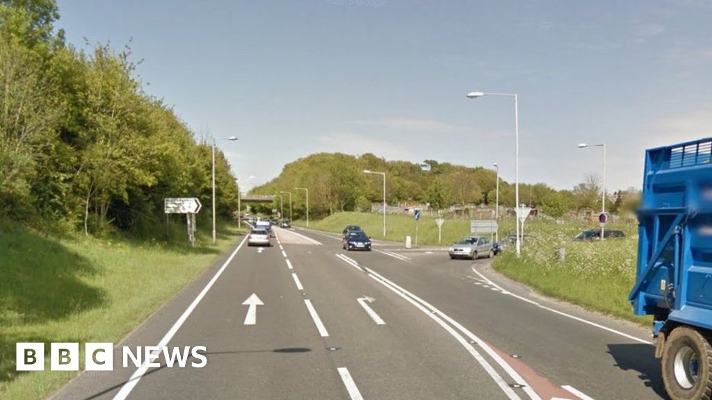 Four injured as crash closes A35 at Dorchester - BBC News