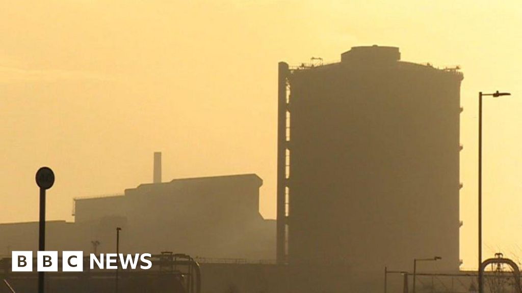 Steel in Wales 'fighting for survival' - Community union - BBC News