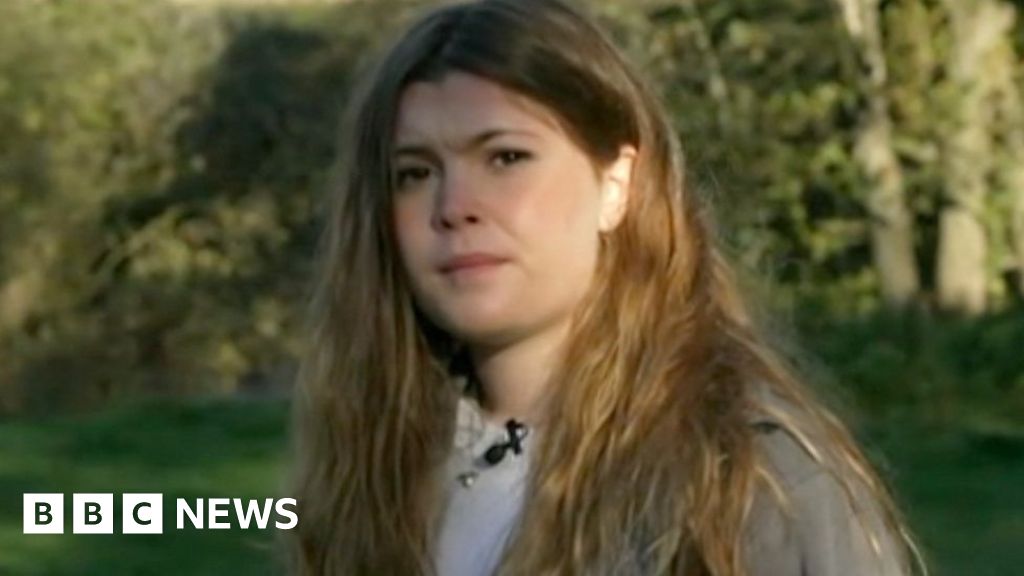 BBC Young Reporter: The River Lugg pollution problem - BBC News