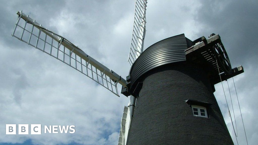 Historic windmill in Bursledon closes to the public