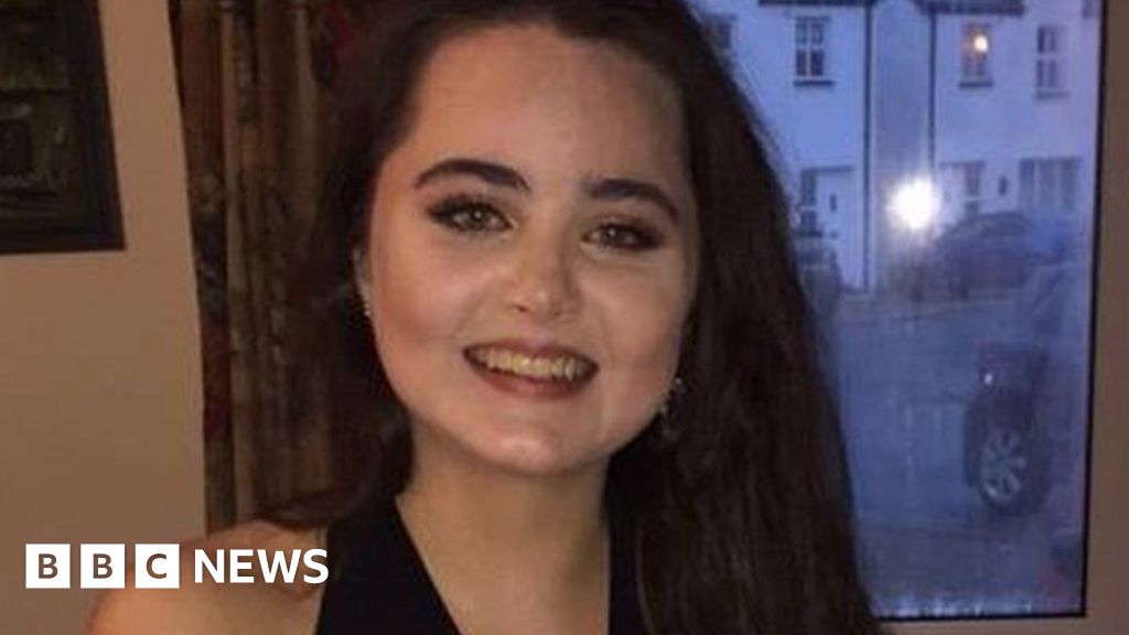 Organ donation campaigner, 18, in New Year Honours - BBC News