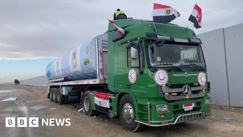 First fuel tanker enters Gaza from Egypt since start of war - BBC News