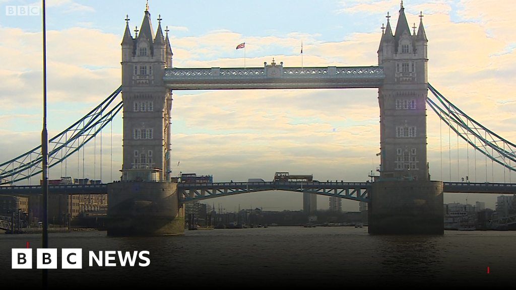 Tower Bridge to close for three months for repairs - BBC News