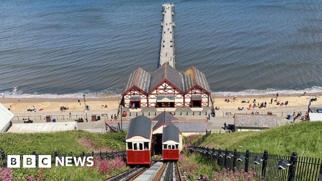 Saltburn Tramway will be open for holidays, council says - BBC News
