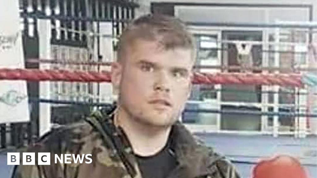 Pat Ward killing: Two people due in court charged with murder - BBC News