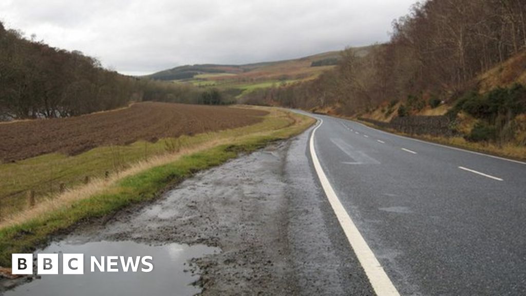 Scottish Borders road decline 'worst' among rural areas - BBC News