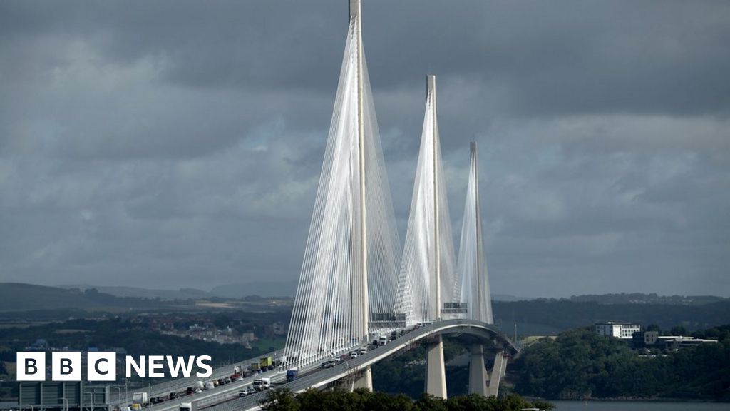 Everything you need to know about the Queensferry Crossing - BBC News
