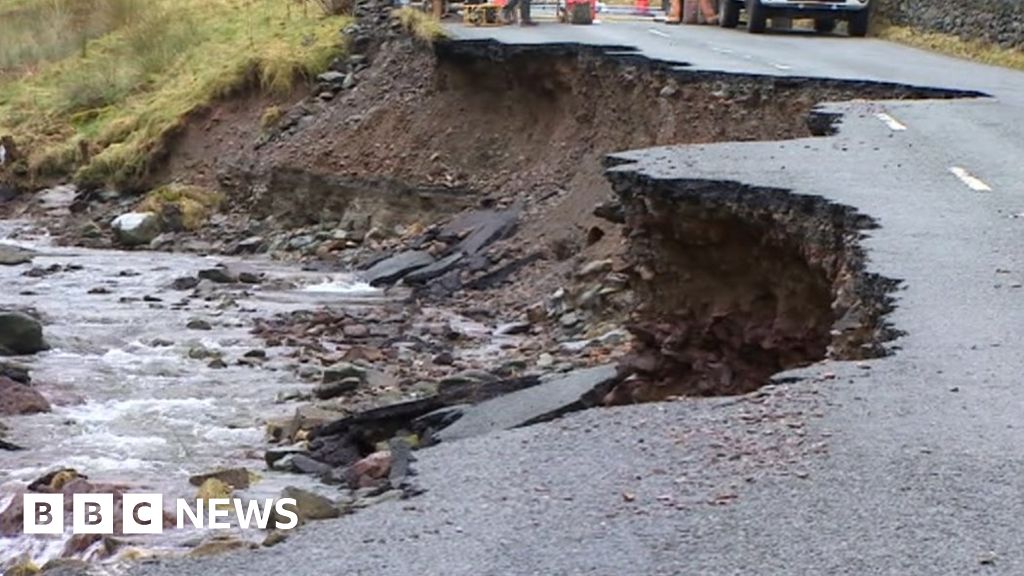 'Scenes of devastation' on flood-hit A591 through Lakes - BBC News