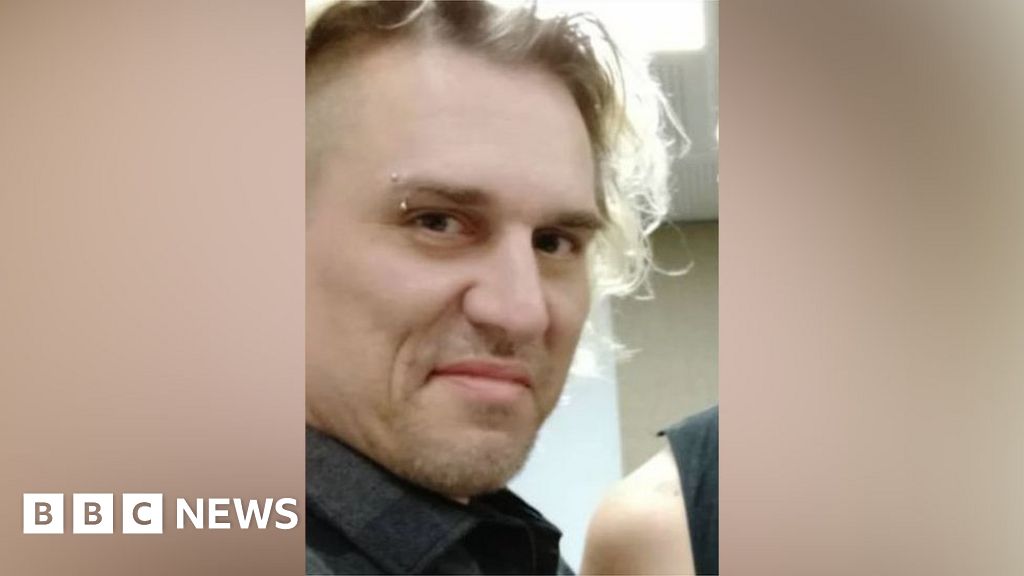 Michael Travis Leake Us Musician Detained In Russia Bbc News