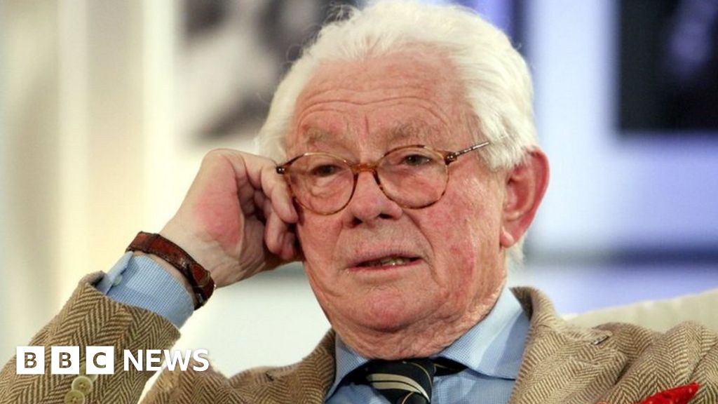 UK photographer David Hamilton dies at 83 amid rape scandal - BBC News