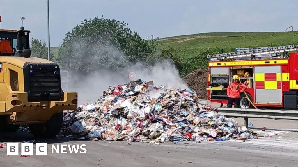 Battery warning after March bin lorry fire affects 6,000 homes