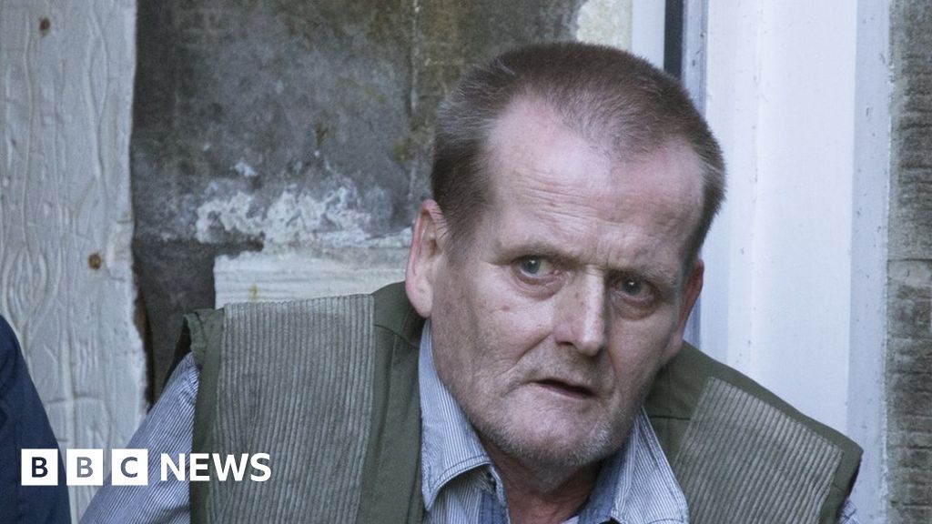 'Letterbox' drug dealer Roy Green jailed for 33 months - BBC News