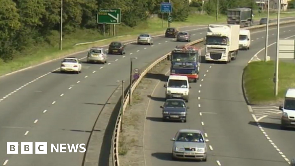 £200m A55/A494 Deeside road upgrade plans go on show - BBC News