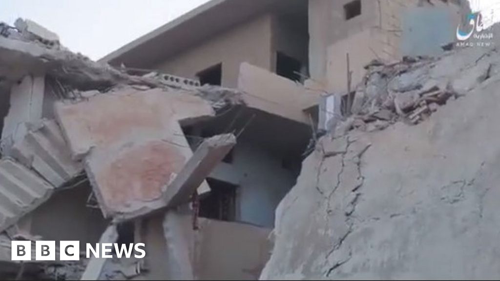 IS conflict: US-led coalition denies bombing civilians in Syrian town ...