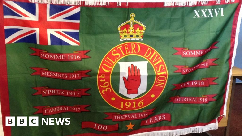 Battle of the Somme: Loyalists unfurl new commemorative flag - BBC News