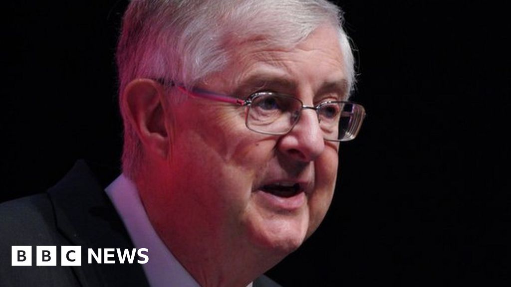Mark Drakeford 'unprepared for the ferocity of grief' - BBC News