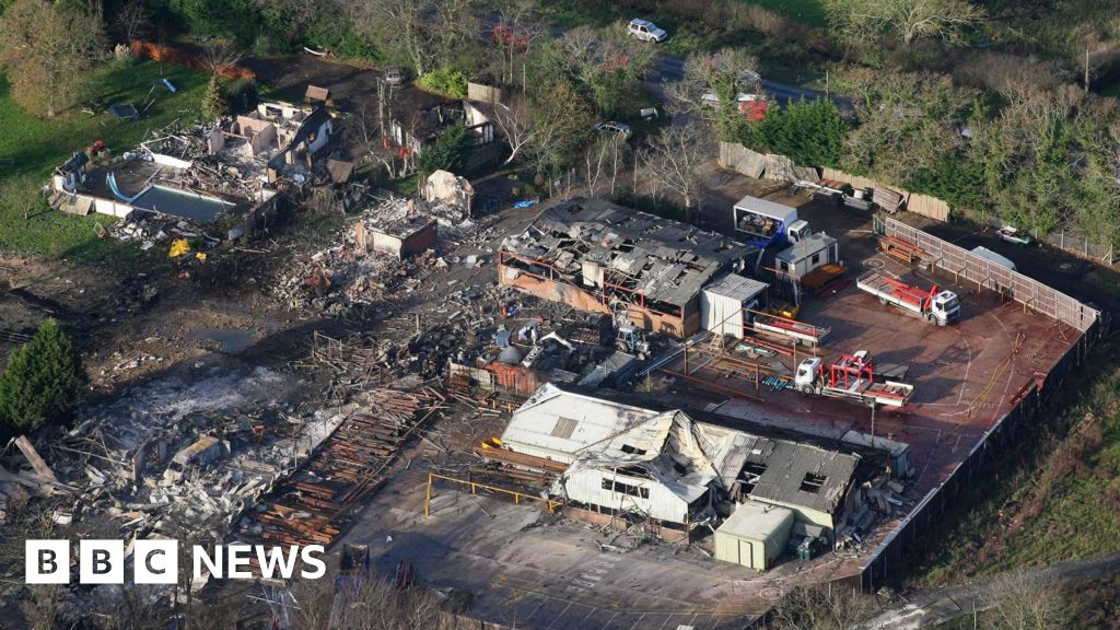 Marlie Farm fire deaths compensation paid to families - BBC News