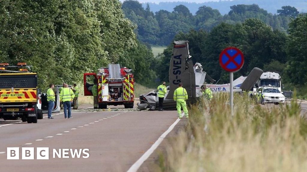 Police investigate A40 Monmouthshire plane crash - BBC News