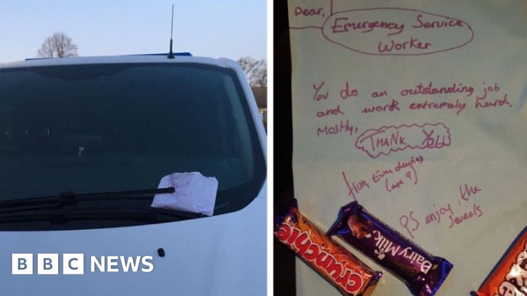 Chorley girl, 9, hands treats to 'awesome' emergency staff - BBC News