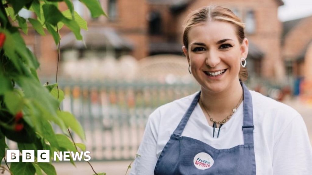 Birmingham: Chefs join forces to support women in the sector - BBC News