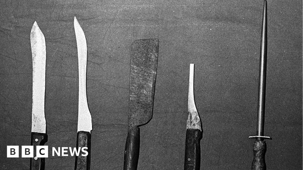 Shankill Butchers police probe one of 160 'in doubt' - BBC News