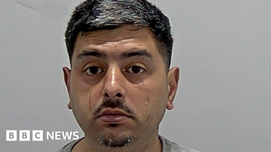 Ferhan Khan jailed for killing Michael Havil in Kempston - BBC News