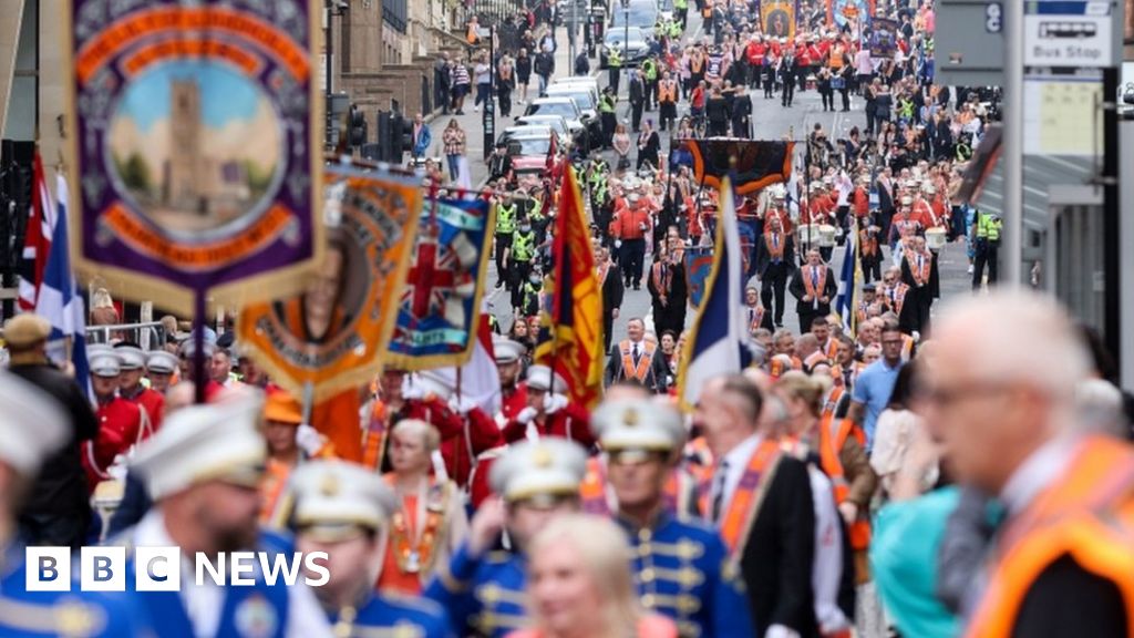 Scotland considers setting up parades commission - BBC News