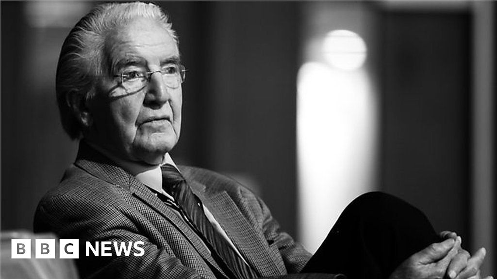 A rarely seen, or heard, side of Dennis Skinner MP - BBC News