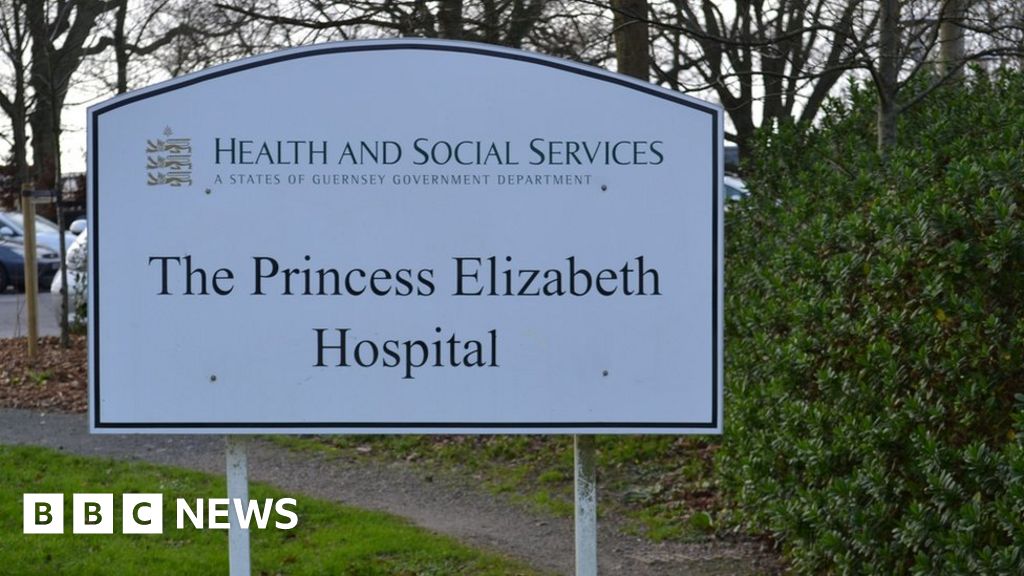 Guernsey hospital moves patients to free up capacity - BBC News