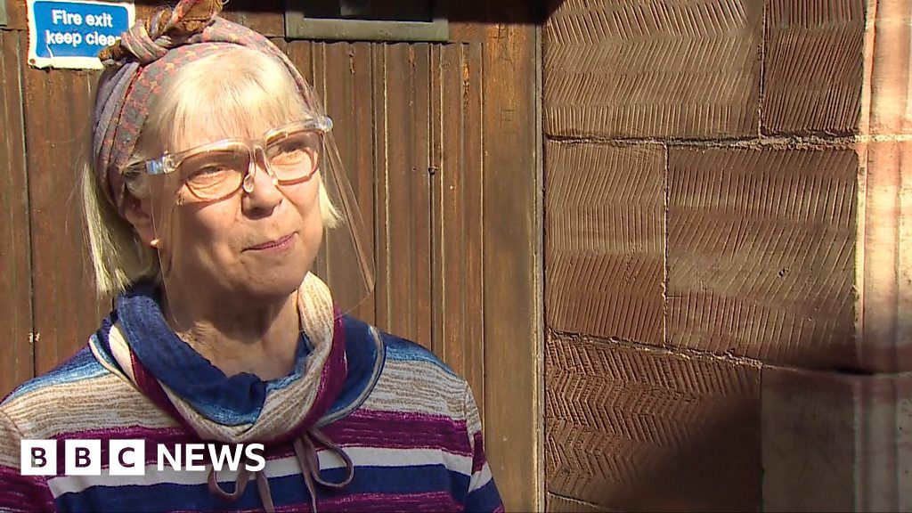 Covid: Face masks to end in Wales' shops - BBC News