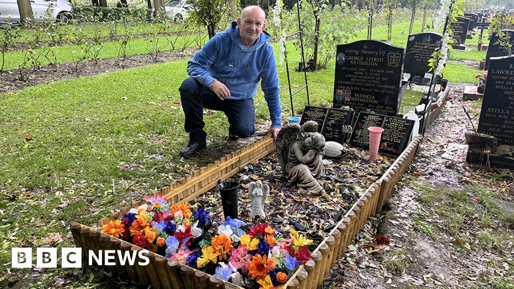 Hull man upset after being told to remove grave decorations - BBC News
