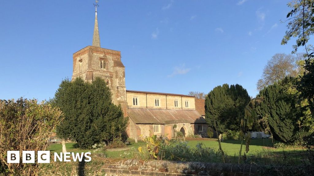 Flamstead church: £1m repairs save Grade I-listed building - BBC News