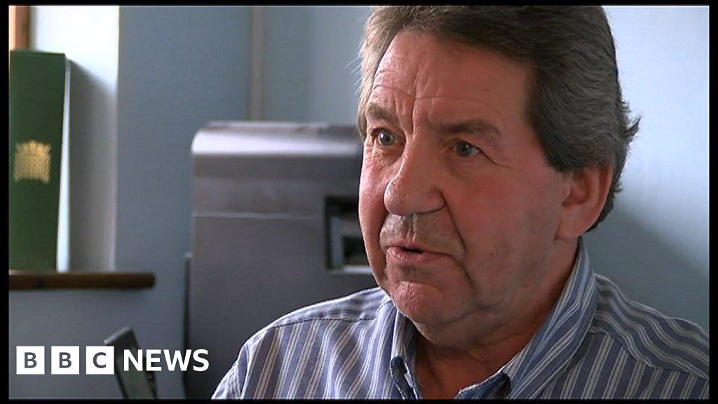 Sheppey prison officers 'better off in warehouse' - BBC News