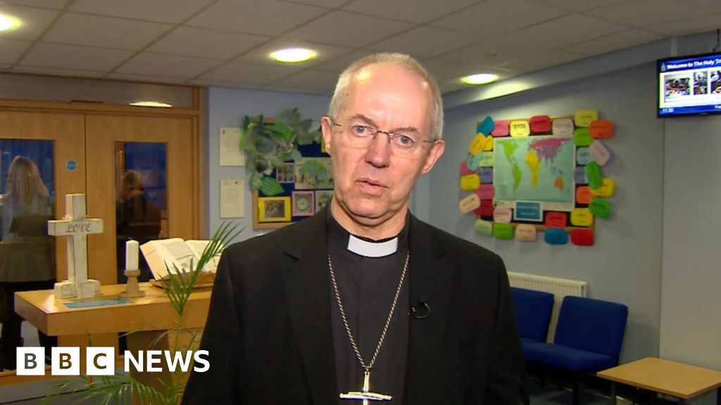 Ukraine: Archbishop of Canterbury asks people to stand 'shoulder to ...