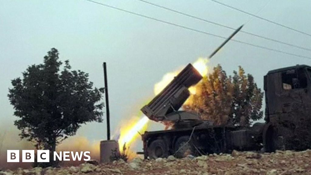 Syria rebels 'in push to break Aleppo siege' - BBC News