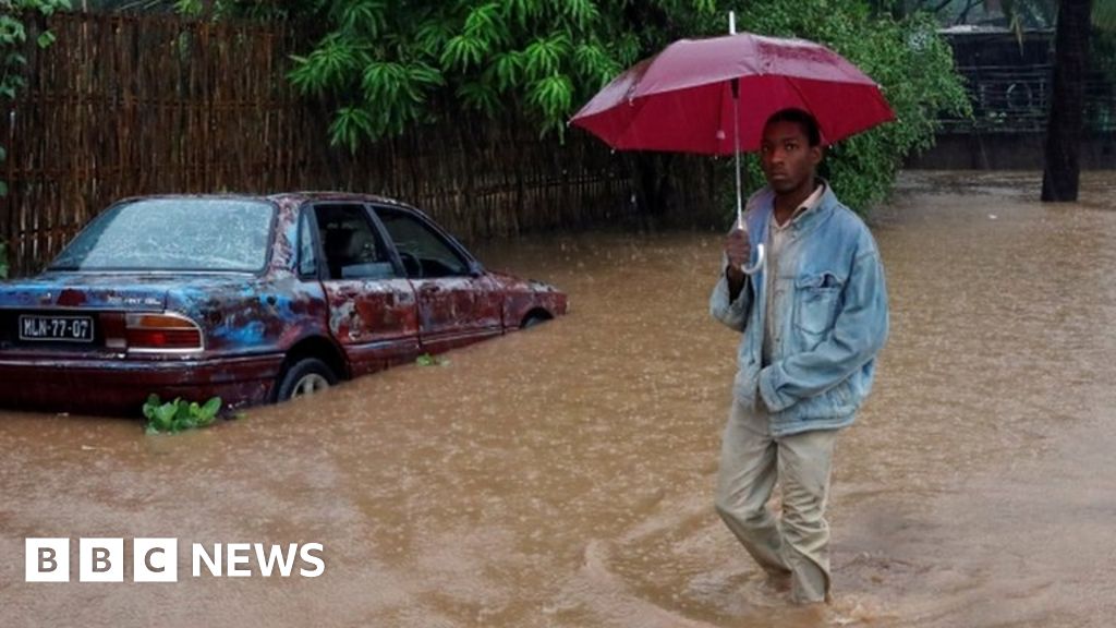 Mozambique flooding 'worse than thought': UN agency - BBC News