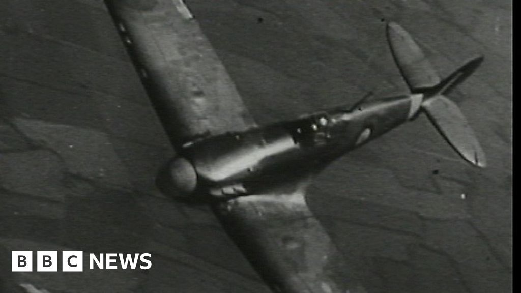 The 80th anniversary of the Spitfire's first flight - BBC News