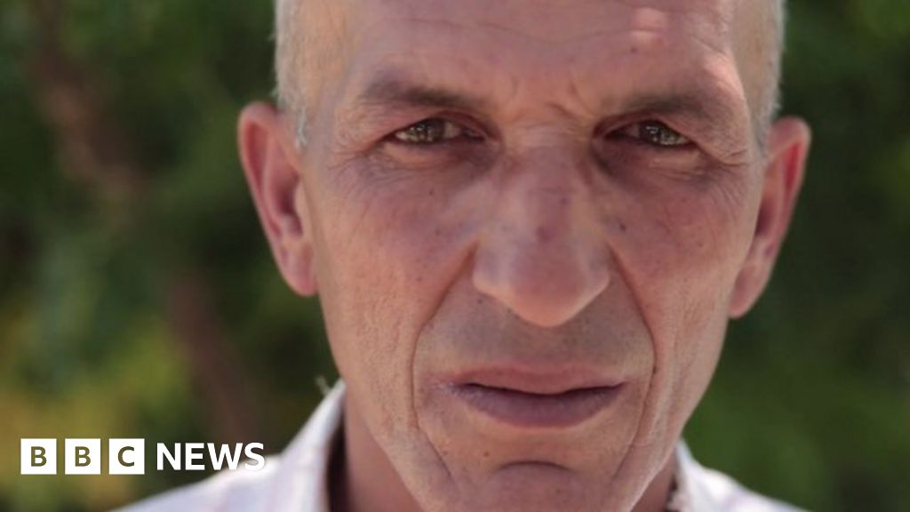 Gaza conflict one year on: Struggling to rebuild - BBC News