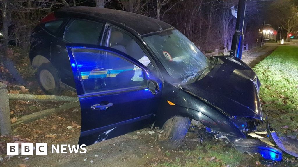Doncaster police pursuit crash suspect, 15, charged - BBC News