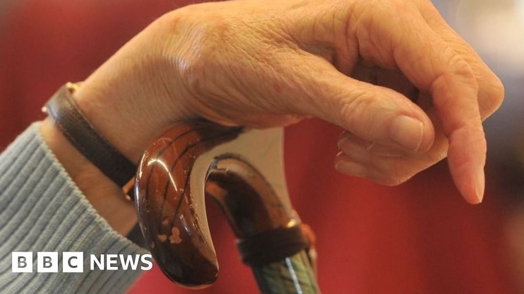 Medication concerns at 'unsafe' Barwell care home - CQC