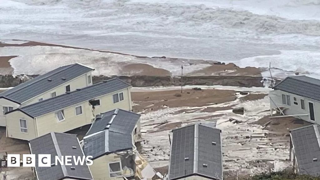 Storm Ciarán: Holiday park thanks emergency crews