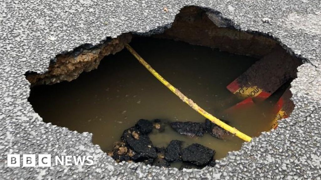 St Albans: Lancaster Road closed after sinkhole opens up