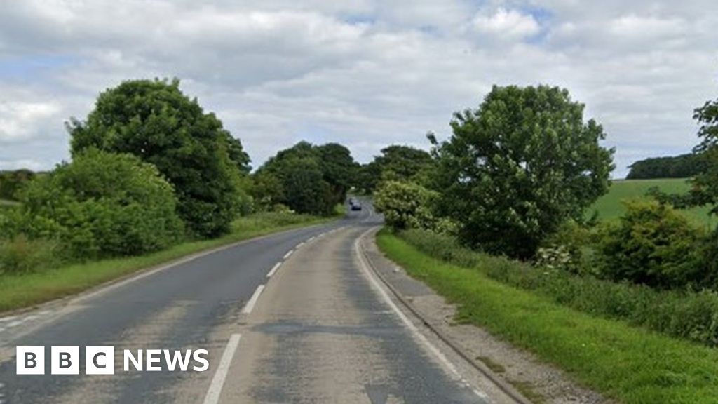 Bridlington: Man dies after car hits tree off A165 Scarborough Road ...