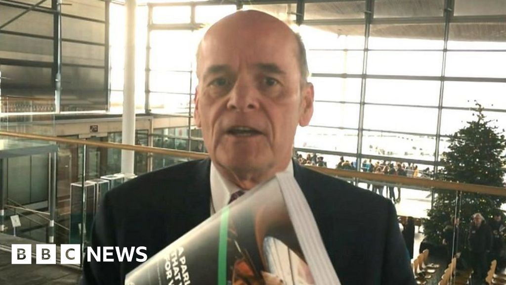 Welsh Assembly expansion: Vaughan Roderick's view - BBC News